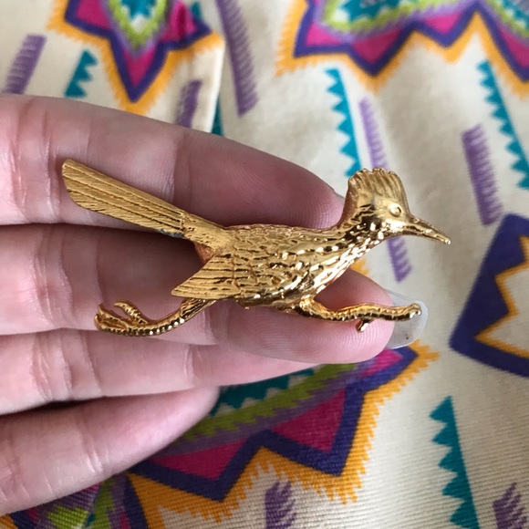Vintage | Jewelry | Vintage Roadrunner Gold Tone Brooch Pin | Poshmark